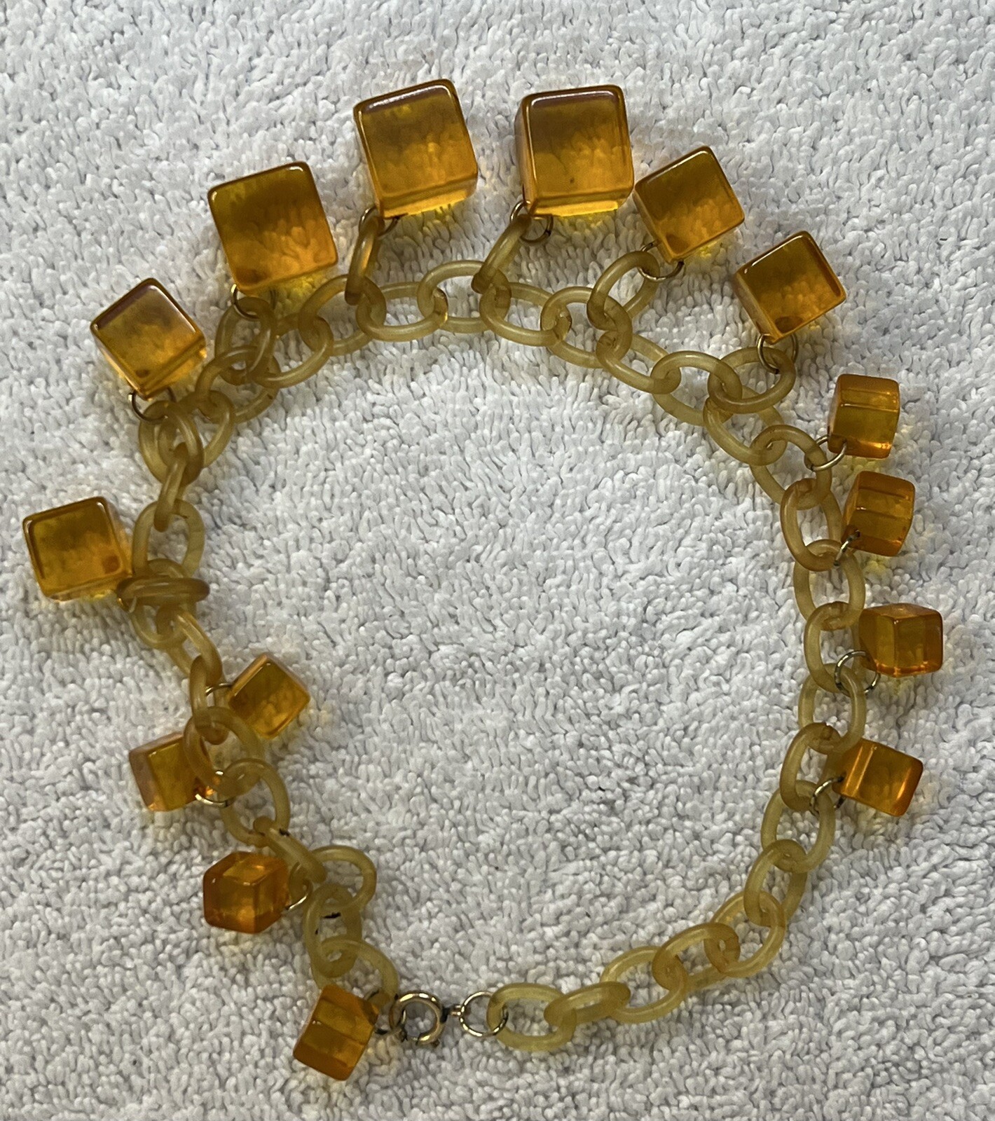Vintage Art Deco Bakelite Graduated Cubes 14” Choker/… - Gem