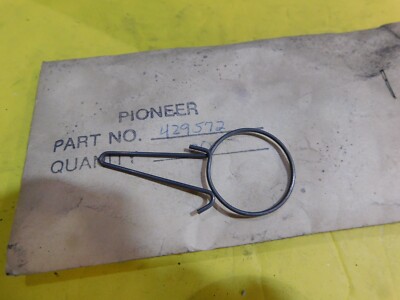 STARTER LEVER SPRING 429572 FOR PIONEER CHAINSAW P28 --- BOX 1446 G | eBay