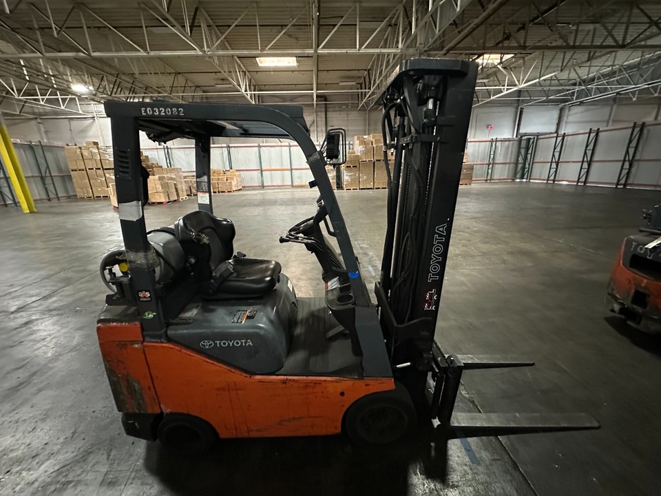 4000 lb. Toyota 8FGCSU20 Forklift 6300hr 3 Stages | eBay
