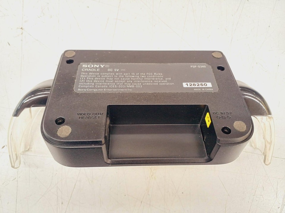 Sony PSP-S340 Cradle Dock for PSP 2000/3000 w/Remote control Tested ...
