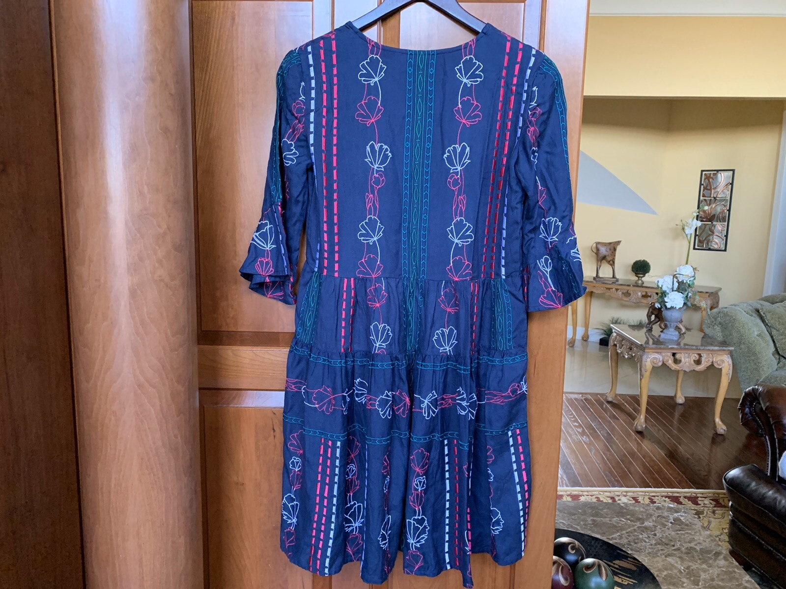 Anthropologie Akemi+kin Hailey Embroidered in Navy Blue Shift Dress ...