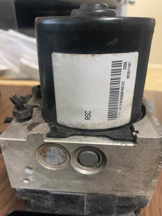 2010-2012 Ford Escape Abs Anti-Lock Brake Pump Module Assembly OEM 10 ...