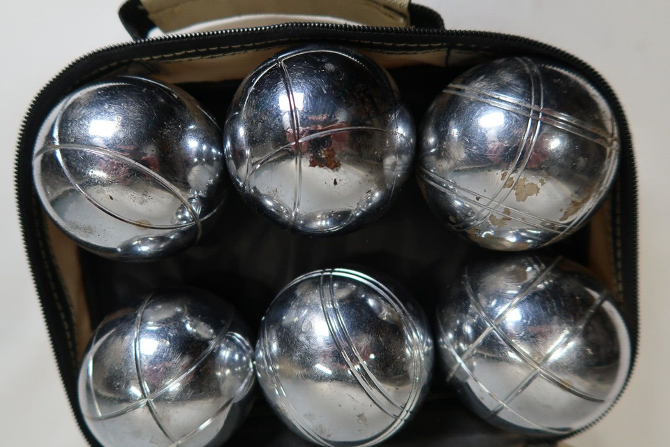 YARD FUN Boules 6 Metal Balls w/ Carrying Case Measuring Device (READ ...