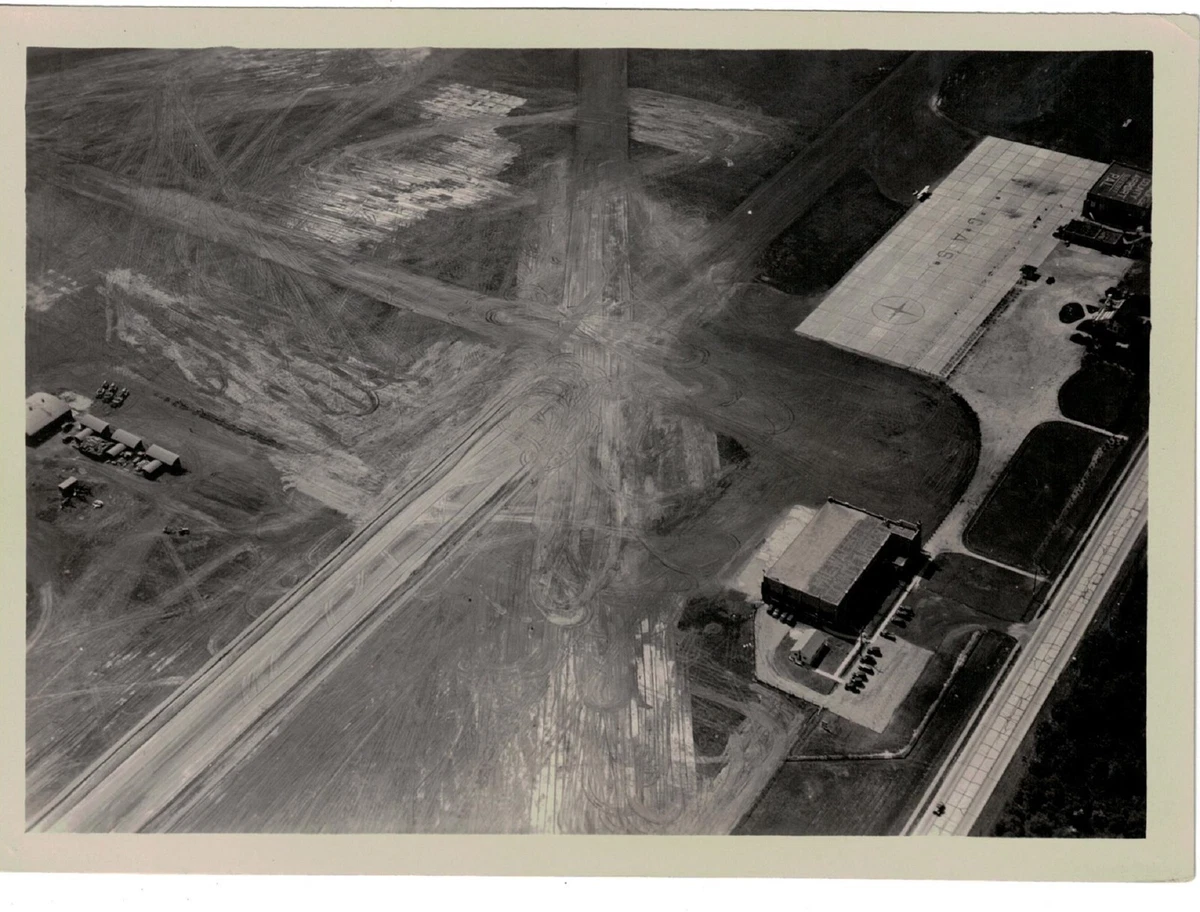 Billy Mitchell Airport