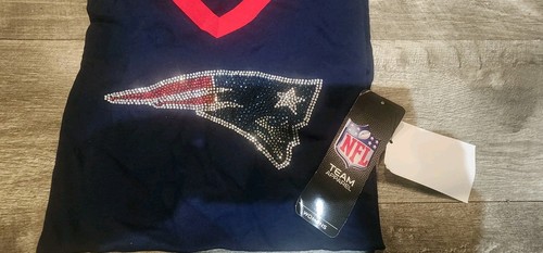 🔥Nfl Team Apparel Women’s Rhinestone V Neck T Shirt New England ...