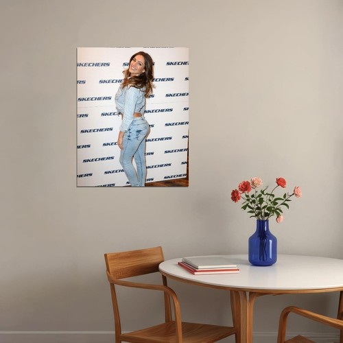 620905 Kelly Brook Headshot Skechers HD Photo Hot Wall Print Poster | eBay