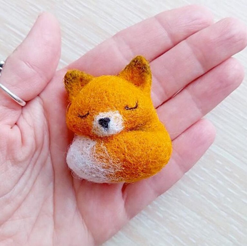 Fox Wool Felted Set Wool Roving ,Foam Mat, Needles,Tools Kit | eBay