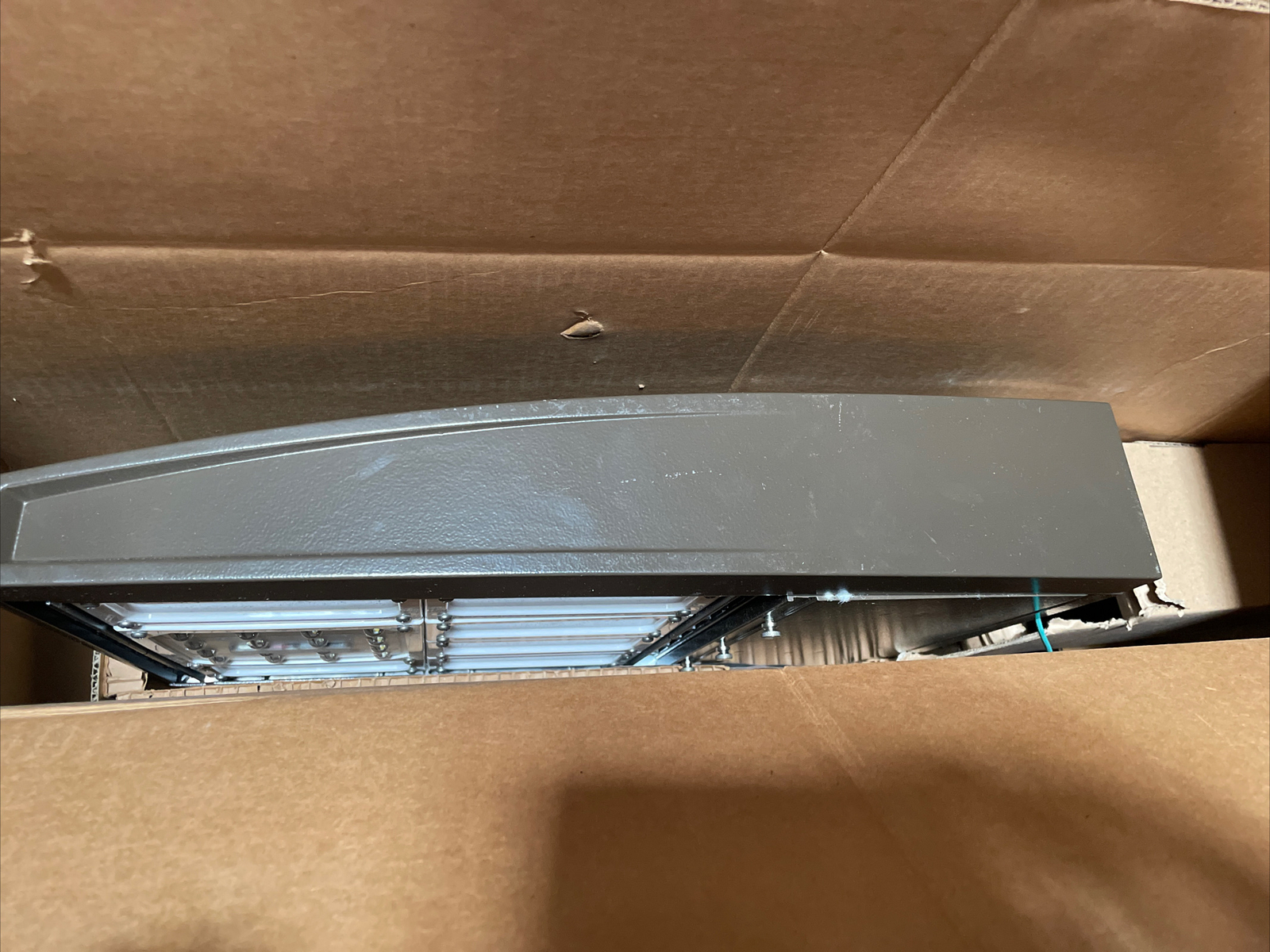 (C) Eaton Galleon 59W LED 120/277V SL2 Bronze Luminaire GLEON-AF-01-LED ...