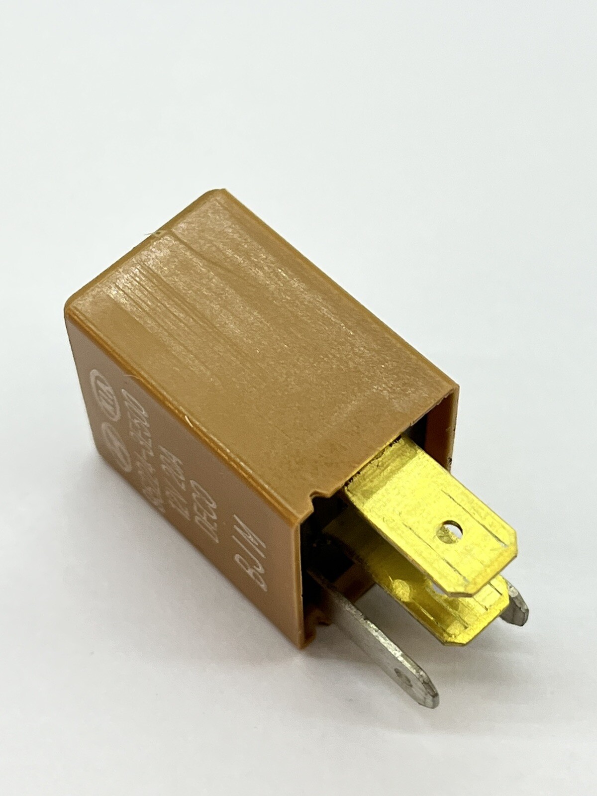 *GENUINE* KIA HYUNDAI 4 BLADE 12V 20A RELAY DECO BROWN 95224-3E500 | eBay