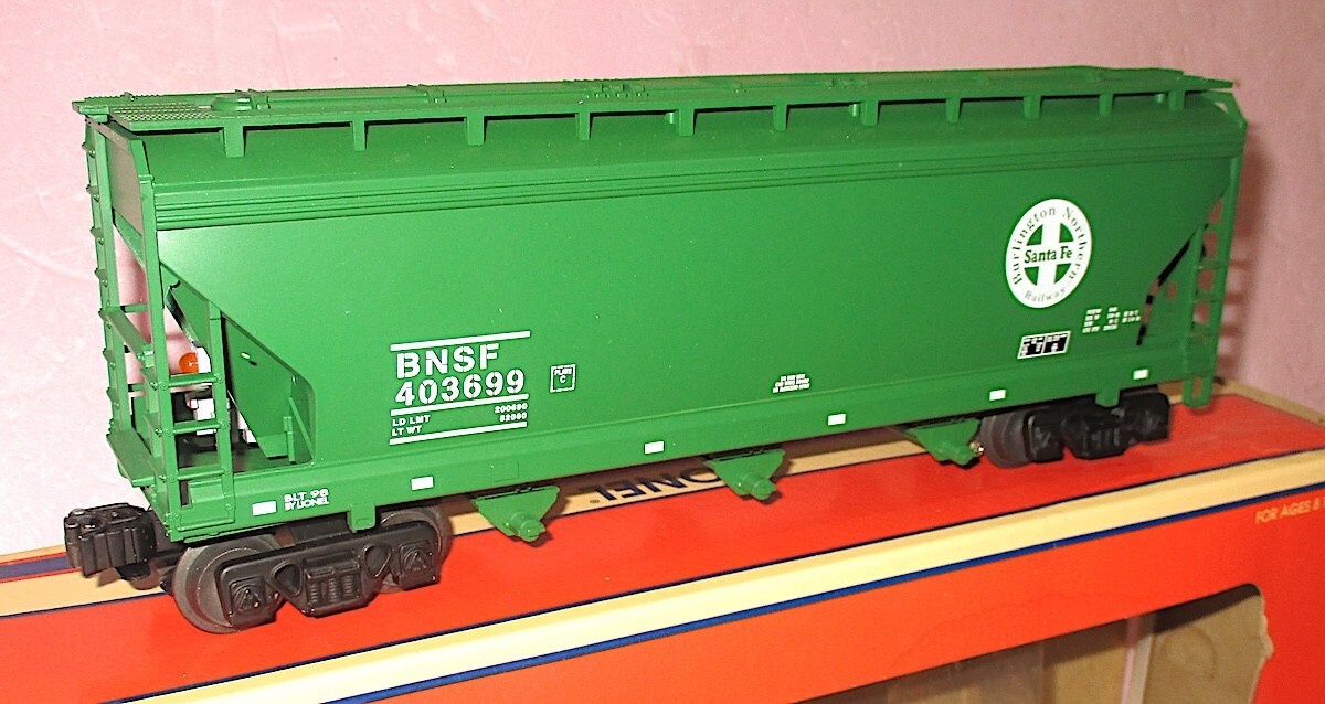 Lionel 6-17135 BNSF 3-Bay ACF-3 Covered Hopper WITH ETD Light NEW IN ...