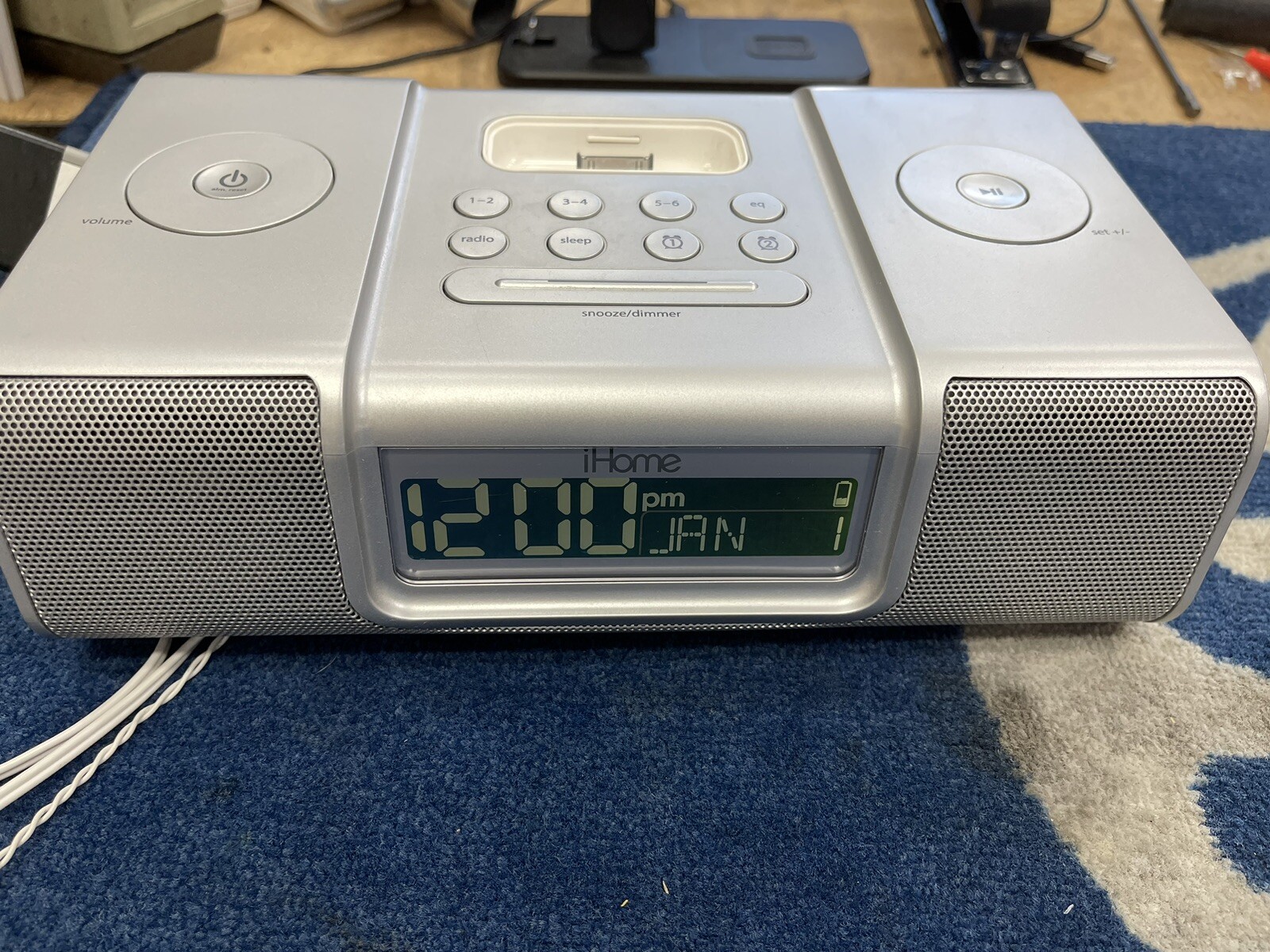 iHome Ip9 Clock Radio Dual Alarm AC Adapter and Remote in Silver for ...