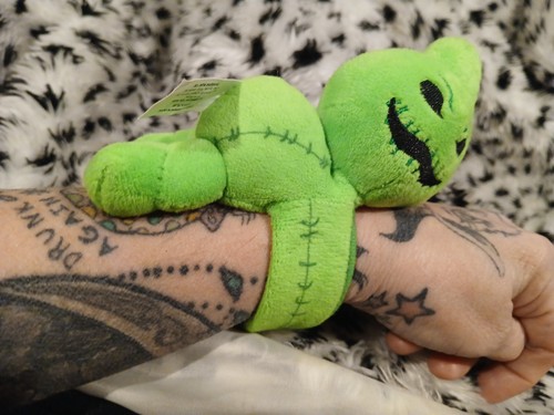 Cutie Creepy Cuff Oogie Boogie Nightmare Before Christmas Plush Slap ...