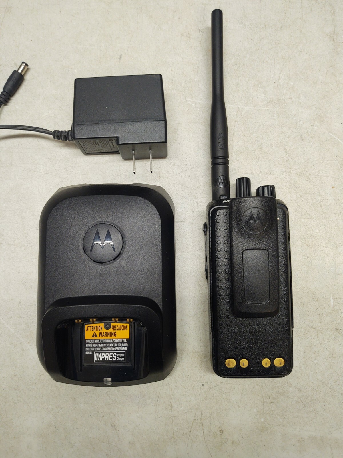 Motorola XPR3500 VHF 136-174mhz MotoTRBO digital radio AAH02JDH9JA2AN ...