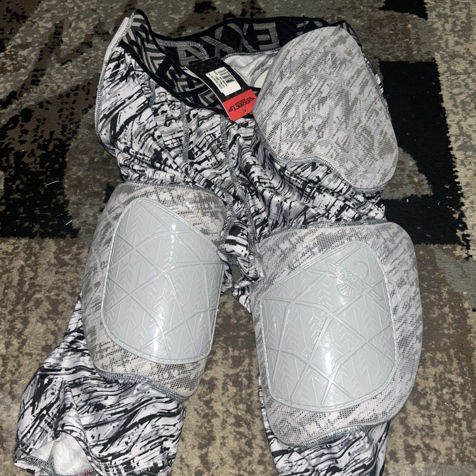Exxact Sports Gladiator 5 Pad Football Girdle for Men with Hard Cup ...