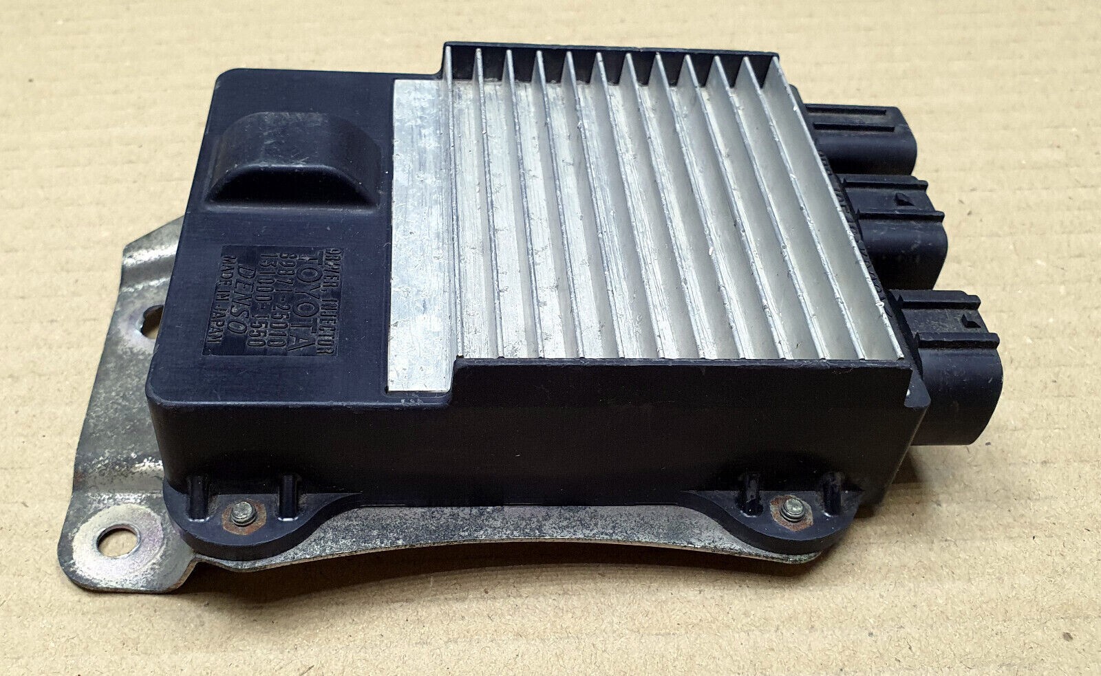 Toyota Hiace, Hilux Driver injector computer module control 89871-25010 ...