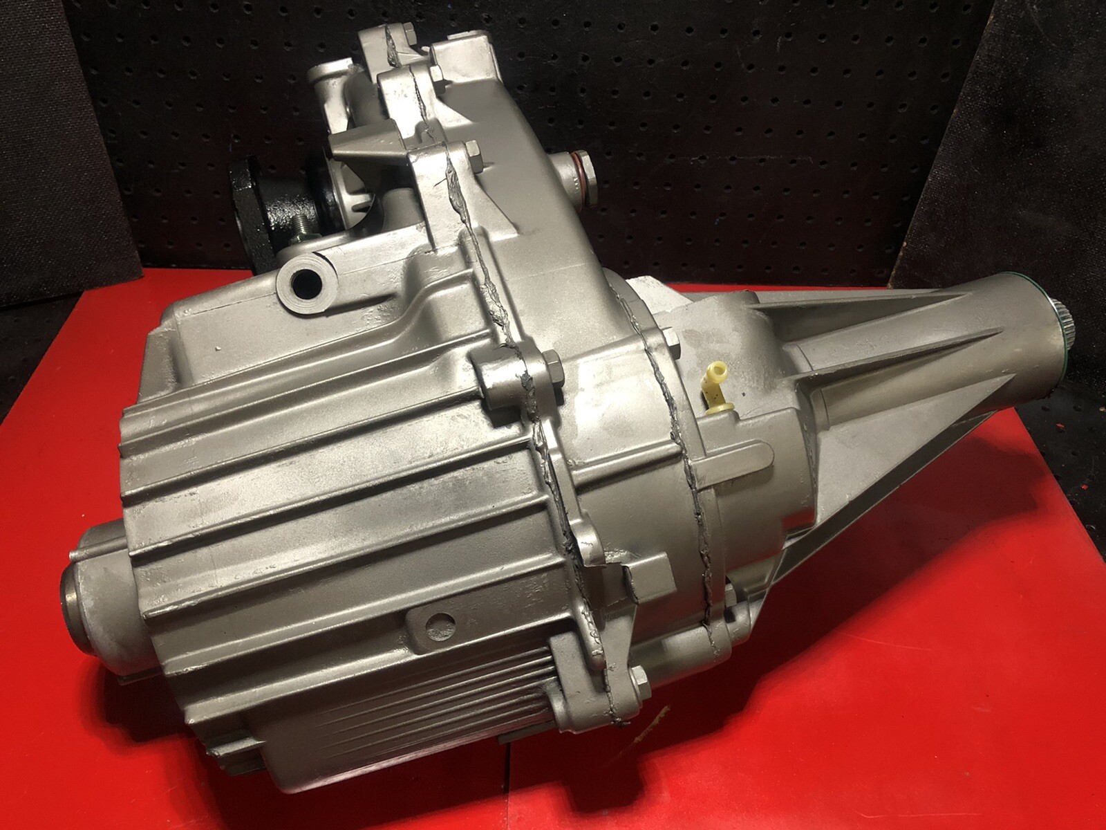 1981-1986 Chevy GMC Np208c Transfer Case 27 Spline Input ASSY #14020891 ...