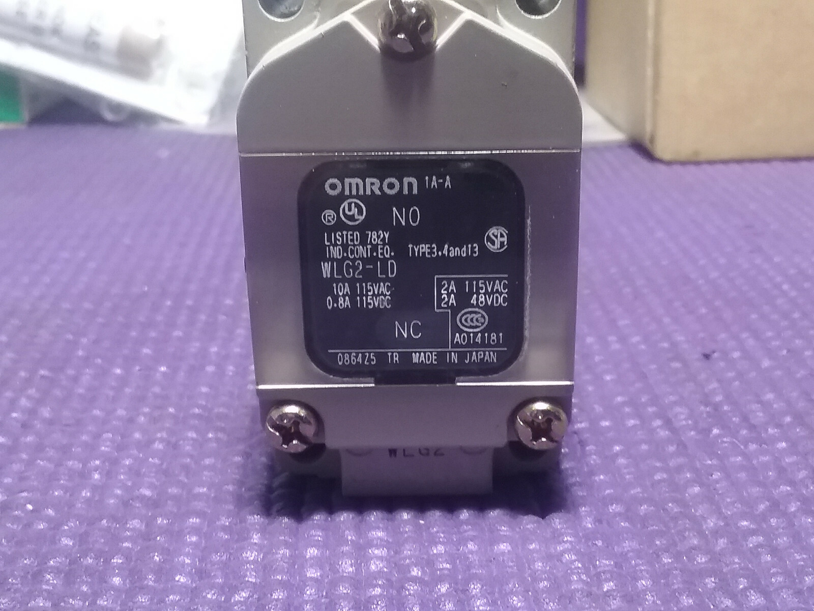 OMRON WLG2-LD LIMIT SWITCH W/ LED 1A-A 10A 115VAC 2A 48VDC **NEW** | eBay