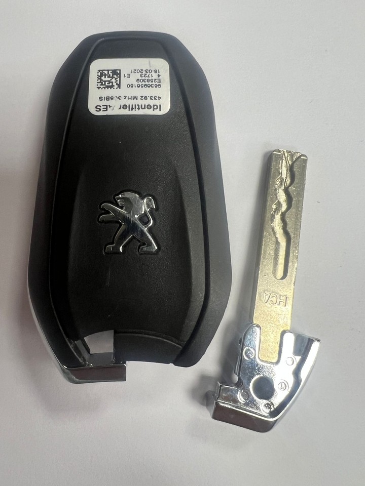 GENUINE PEUGEOT 3 BUTTON REMOTE SMART KEY FOB. TESTED VALEO IM3A ! | eBay