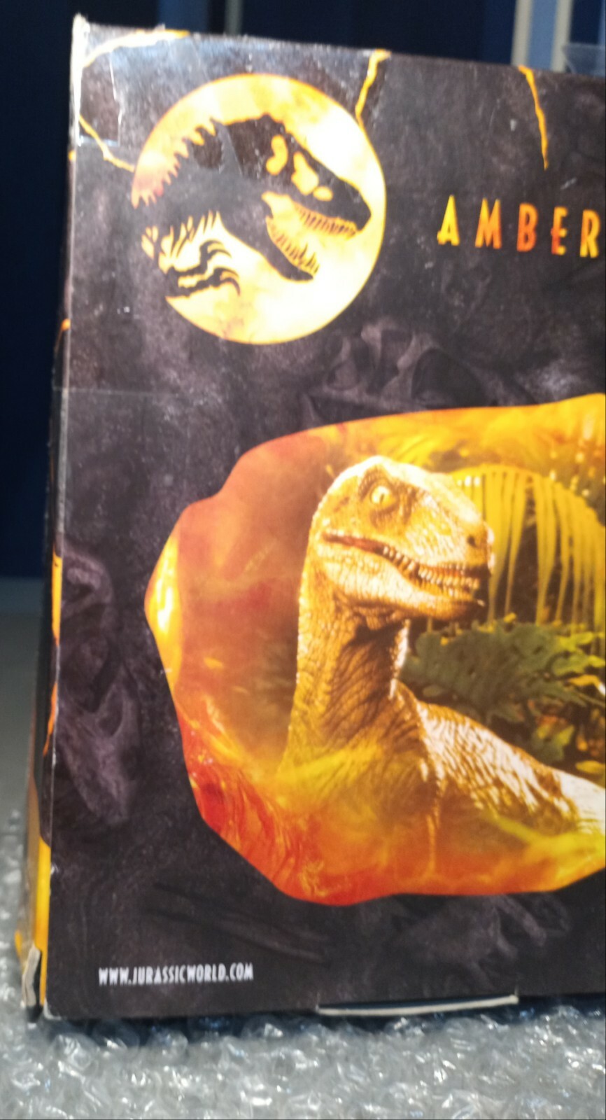 Jurassic World GJD03 Amber Collection Velociraptor Action Figure for ...