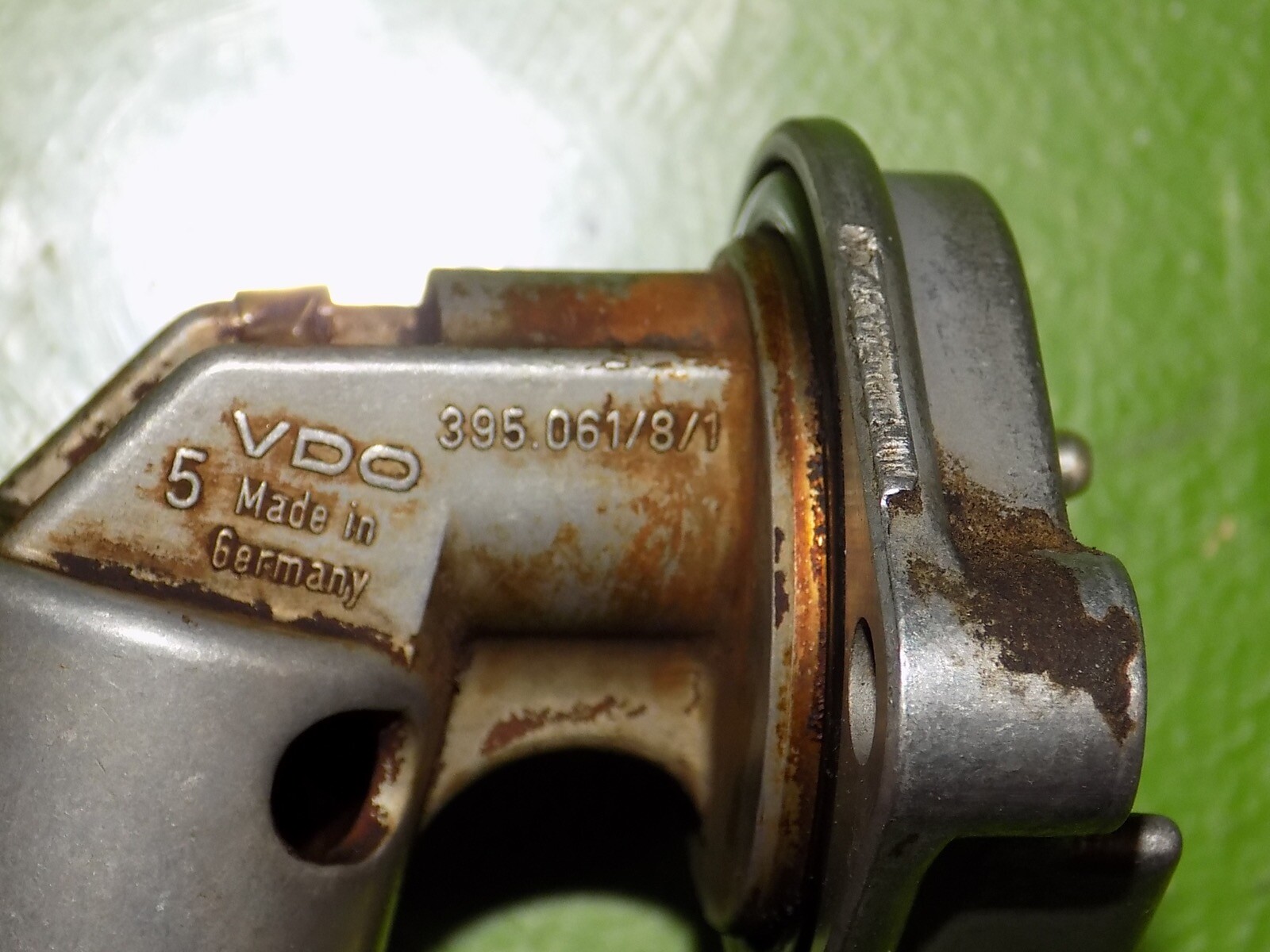 94-97 Mercedes C220 OEM W202 1245420017 oil level indicator sensor ...