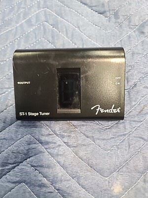 Stage Tuner Fender Auto Chromatic Digital Stage Tuner ST-1 Guitar Bass ...