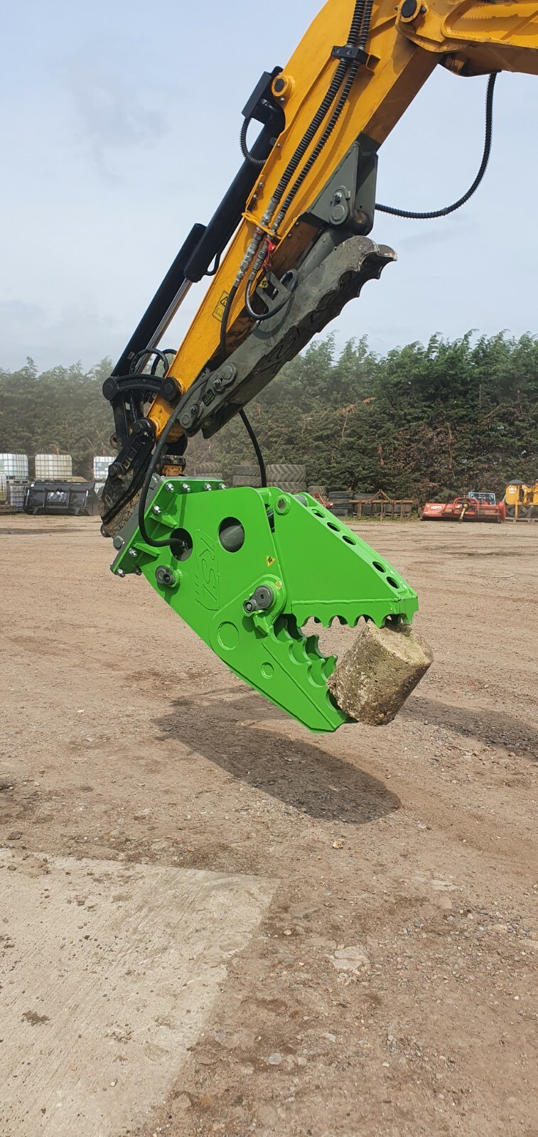 Excavator Concrete crusher muncher 3t to 9t digger inc vat | eBay UK