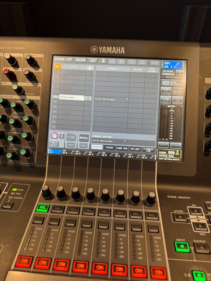 Yamaha CL5 80 Ch Digital Audio Console Mixer Dante Church Owned Road ...