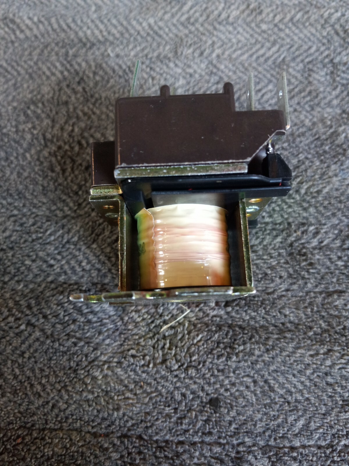 Essex Furnace Relay 24-11772 24 volt 60HZ coil 91-102010-13303 - Used ...