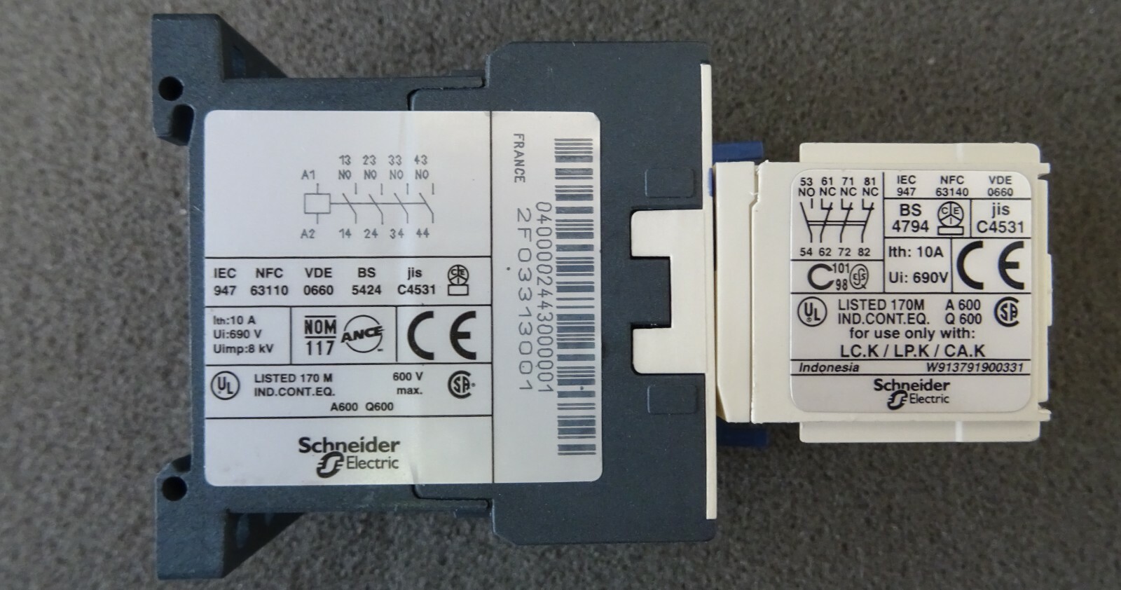 2x Hilfsschütz Telemecanique CA3KN40BD3 Control Relay Schütz 24V ...