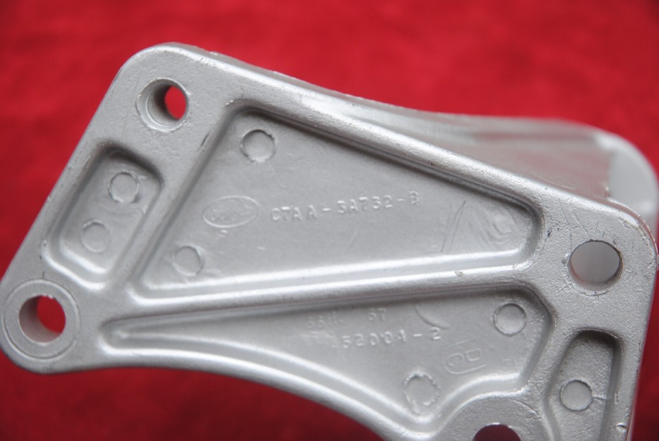 67 68 69 MUSTANG FAIRLANE ORIG FORD P/S PUMP MOUNT BRACKET FLAWLESS ...