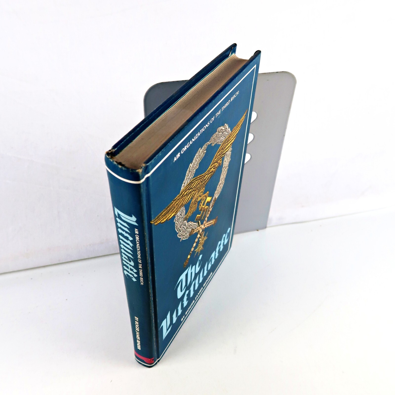 The Luftwaffe - Air Organizations Of The Third Reich. Bender, Roger ...