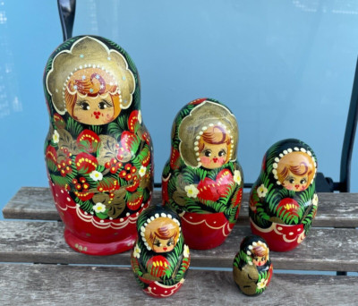 Vintage Russian Matryoshka Nesting Dolls Hand Painted Set of 5 SUPER ...
