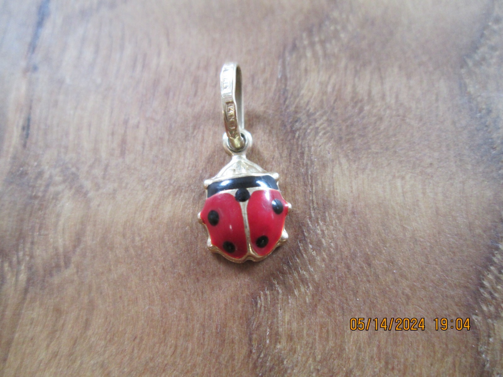 14k Gold Ladybug Pendant - Gem