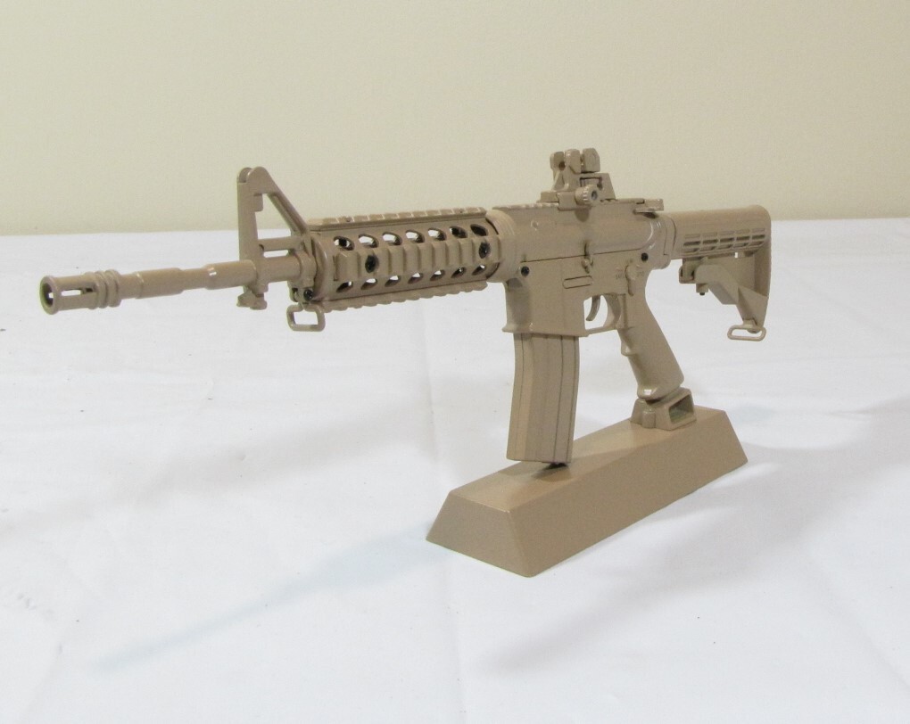 Non Goat Gun Miniature 1:3 Die Cast Toy Guns Mini AR-15 Coyote Spec-Ops ...