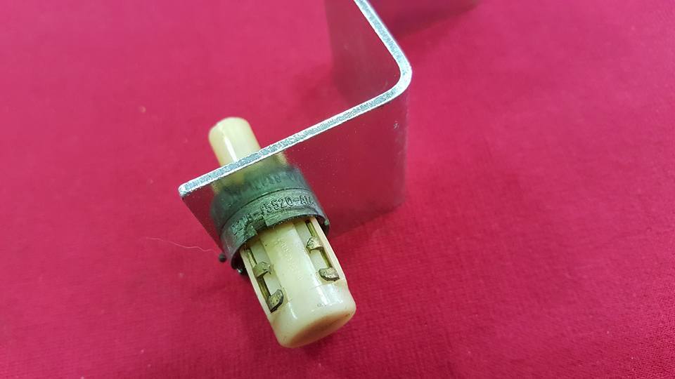 NOS FORD REVERSE SWITCH & NEW BRACKET SUIT XT XW XY GT TOPLOADER ...