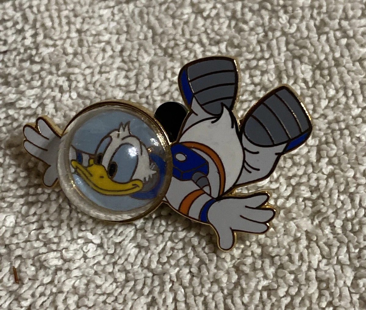 Donald Duck Astronaut