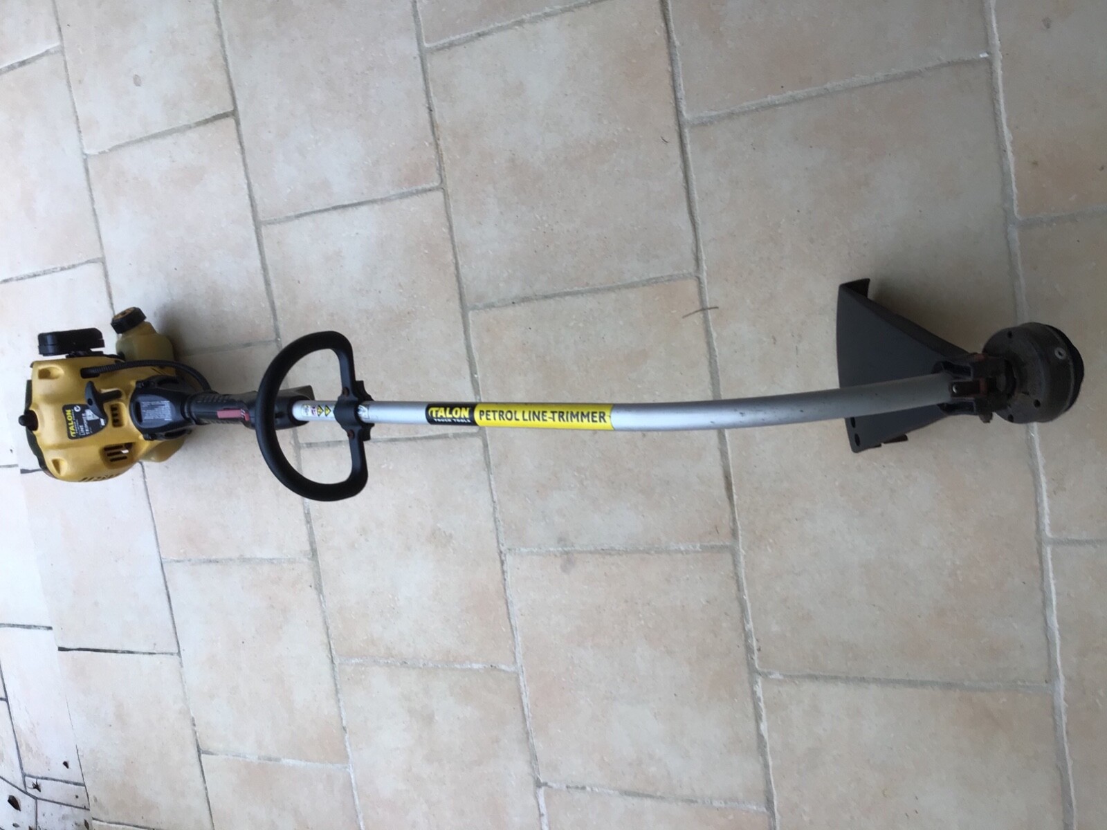 TALON tough tools YARD HAWK petrol LINE TRIMMER whipper snipper | eBay ...