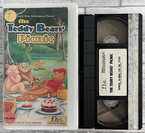 The Teddy Bears Picnic VHS F.H.E. Amanda Wally Benjamin Bear Jonathan ...