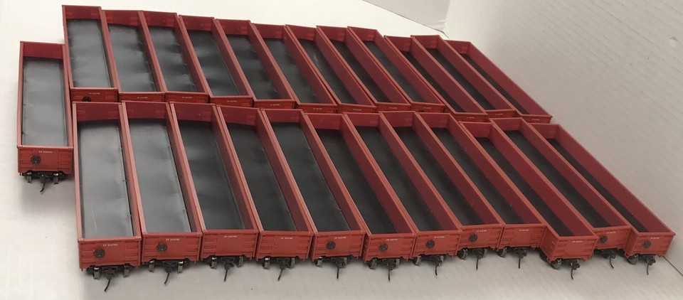 Large Lot, Huberts, HO Scale, 52' 6" Mill Gondolas, 25 Cars, CP Rail | eBay