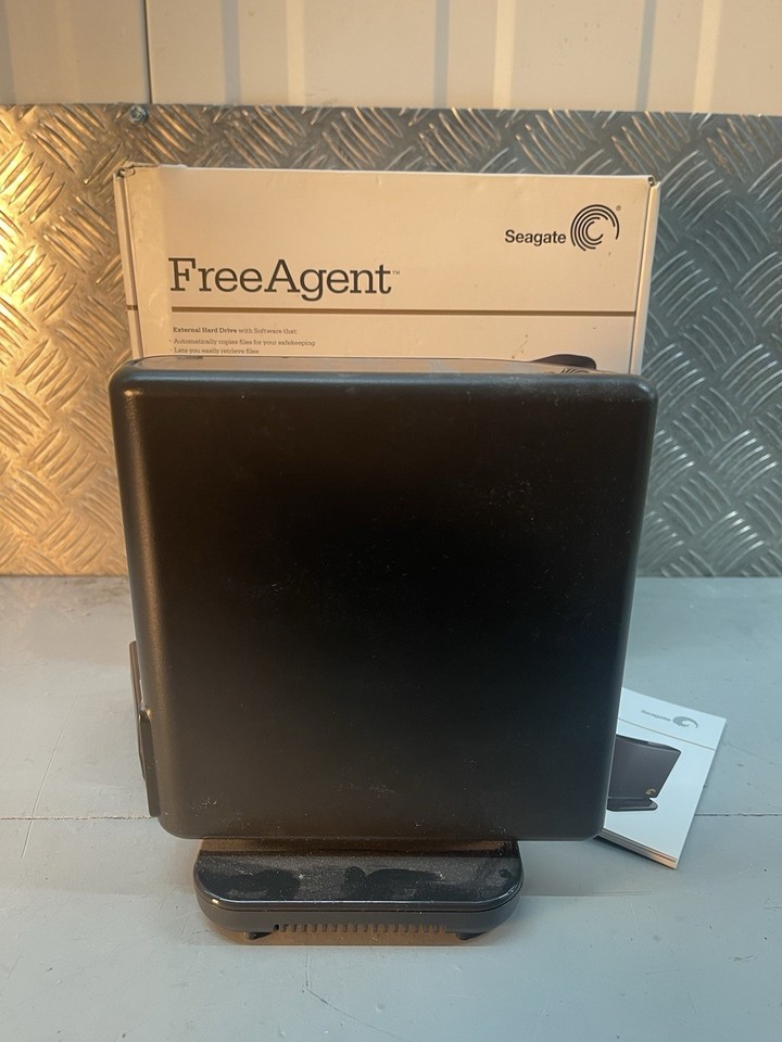 Seagate FreeAgent 500GB USB External Hard Drive Plug And Play Storage ...