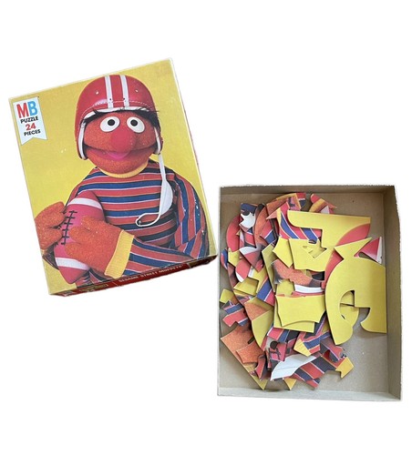 Vintage Sesame Street Muppets Ernie Football MB Jigsaw Puzzle 24 Pieces ...