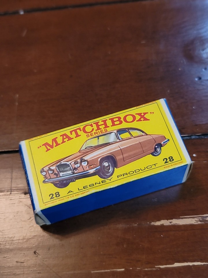 VINTAGE MATCHBOX LESNEY No.28c JAGUAR MK.10 IN ORIGINAL BOX ISSUED 1964 ...