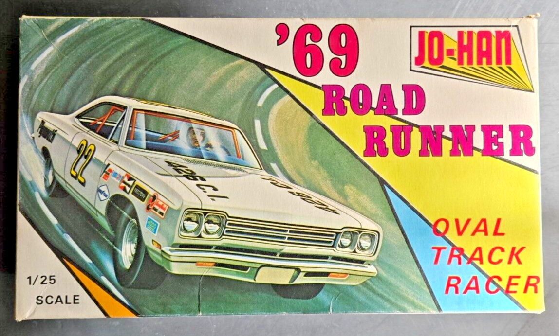 1/25 Jo-Han 1969 Plymouth Road Runner Oval Track Racer #GC-2200 | eBay