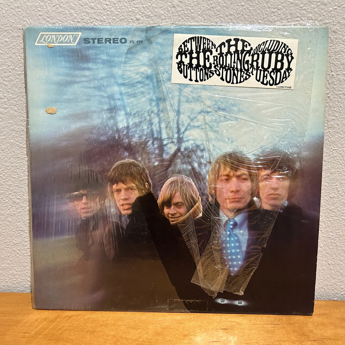 Between The Buttons Album Cover