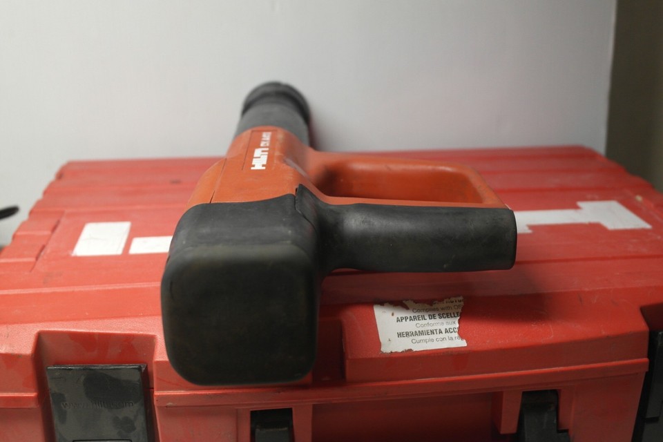 Hilti DX A411 Powder Actuated fastening Tool TESTED WORKS | eBay