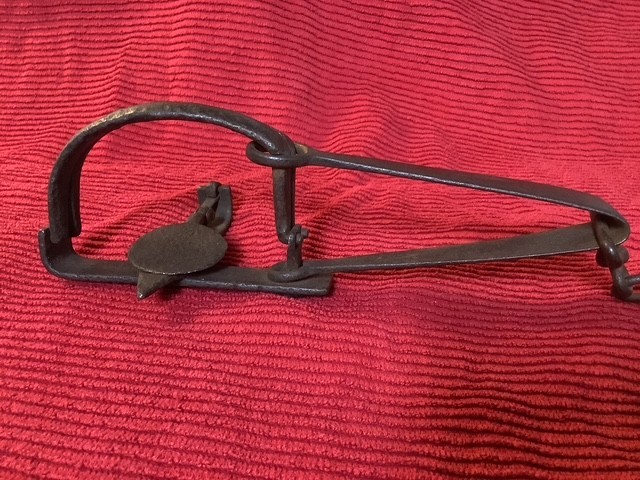 Newhouse Trap Vintage #1 Size Hand Forged Spring Long Link Chain Slick ...