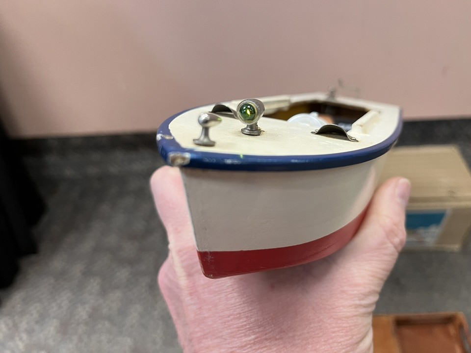 * VINTAGE MHM JAPAN WOODEN SCALE MODEL BOAT WITH WORKING LIGHT AND ...