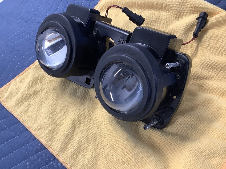 Polaris Slingshot Center Headlights 2019 Used | eBay