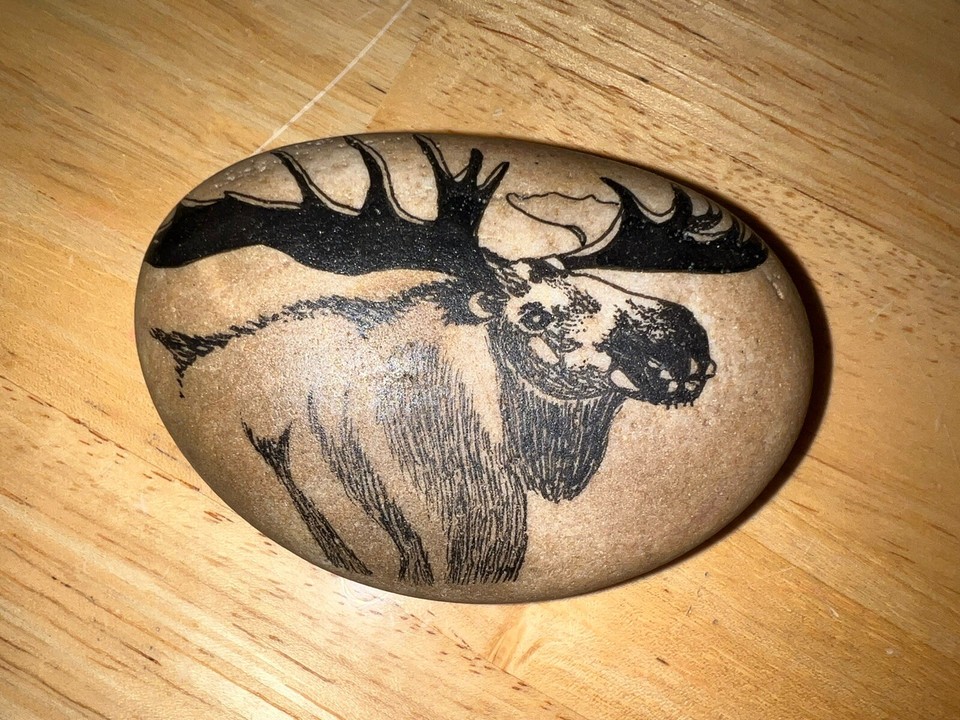 Artisan Natural River Rock Moose Stone Black Artist Signed 2000 Itasca ...