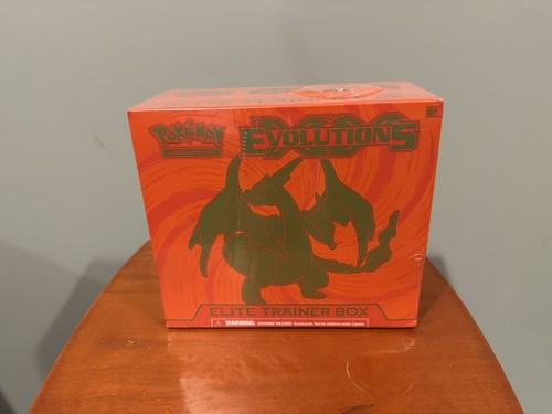 POKEMON TCG EVOLUTIONS XY SEALED ELITE TRAINER BOX CHARIZARD W/SMALL ...